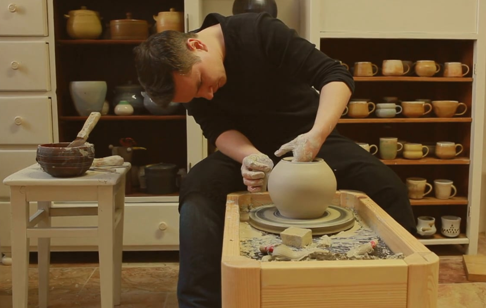 Clay Teapot by Bernhard Pottery - Rahela Jagrič Pirc